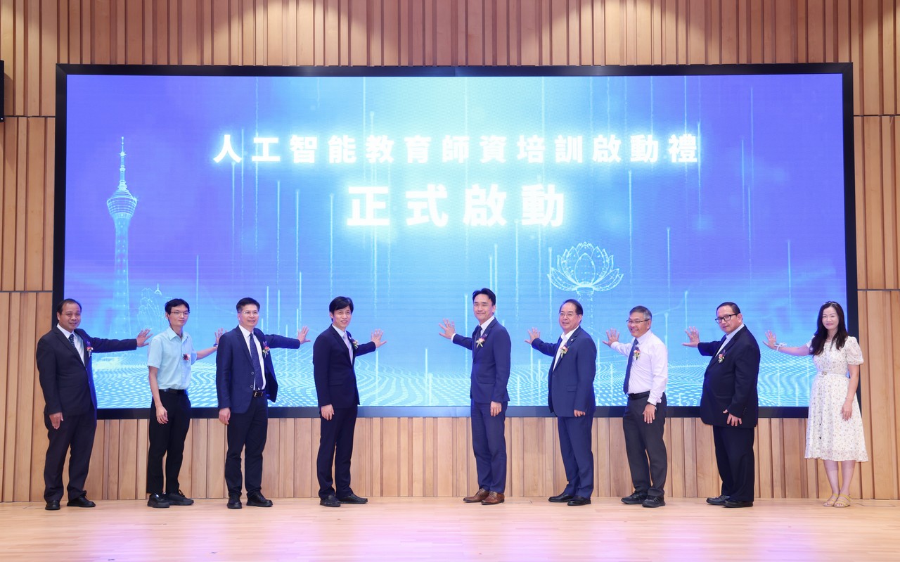 DSEDJ realiza Acção de Formação de Professores em Ensino da ...