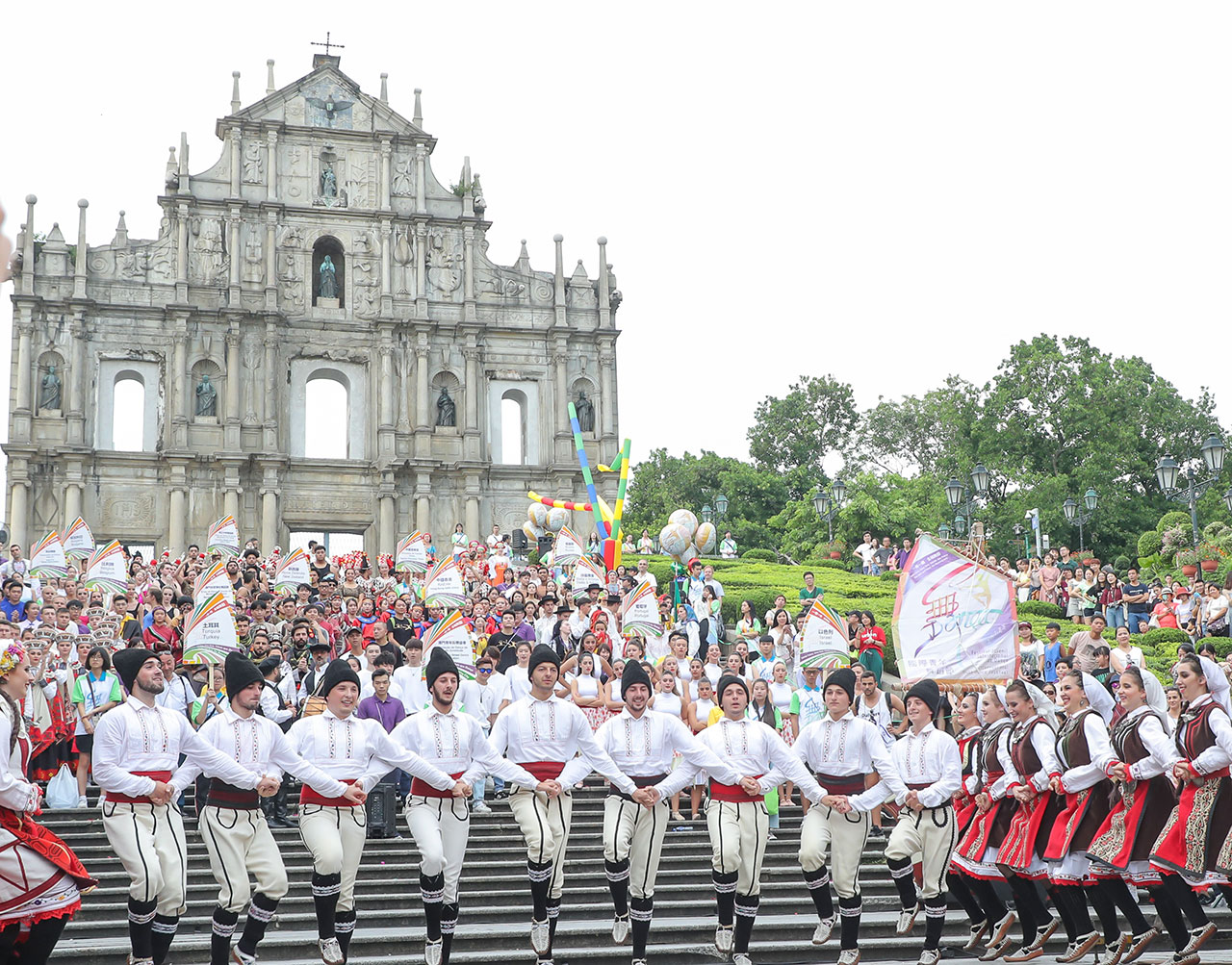 Aceitam-se candidaturas ao evento “Espectáculo Escolar e da Juventude ...